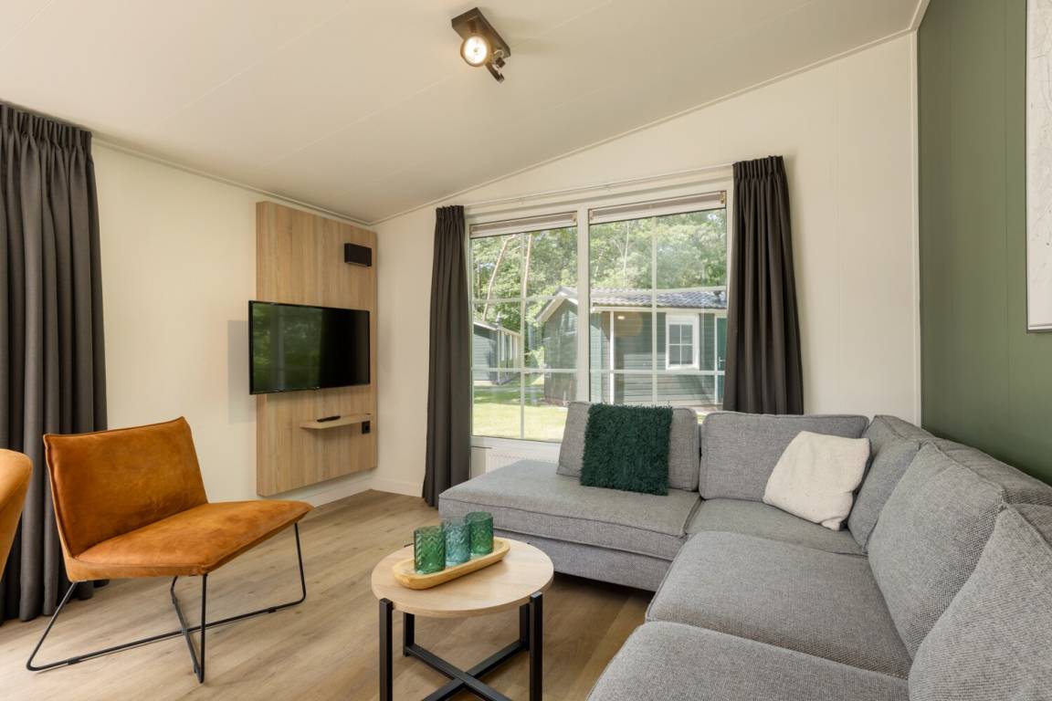 Chalet ∙ 3 Slaapkamers ∙ 6 Gasten - Helmond