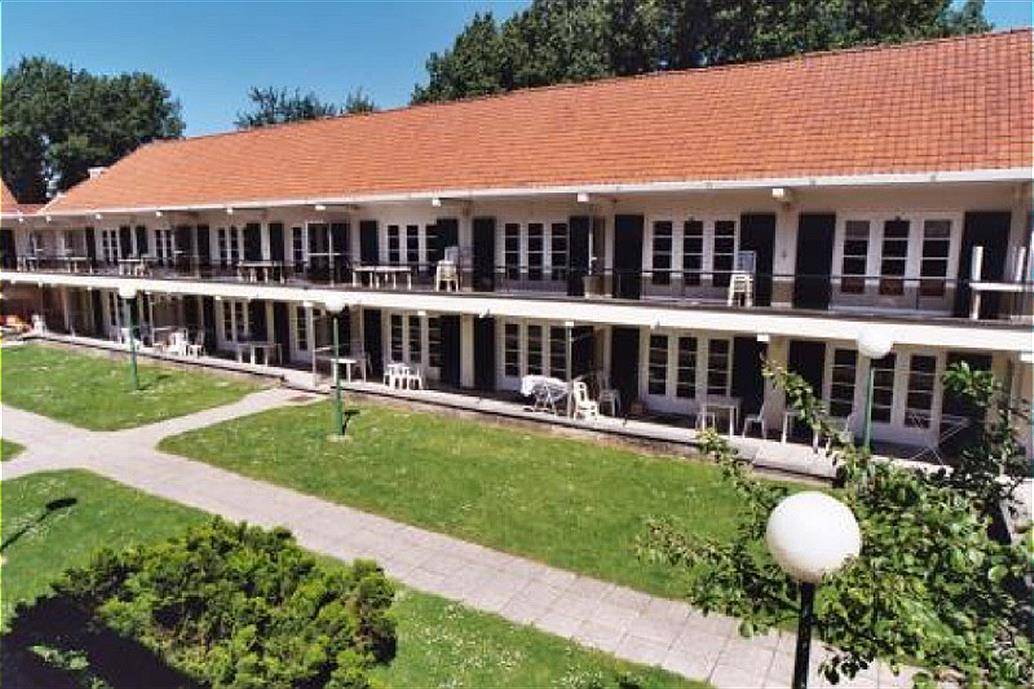 68 M² Ferienwohnung ∙ 2 Schlafzimmer ∙ 8 Gäste - De Haan