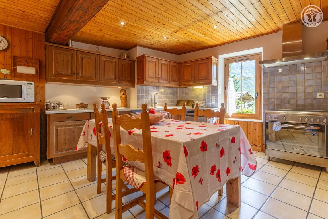 164 M² Gîte ∙ 6 Chambres ∙ 14 Personnes - Savoie