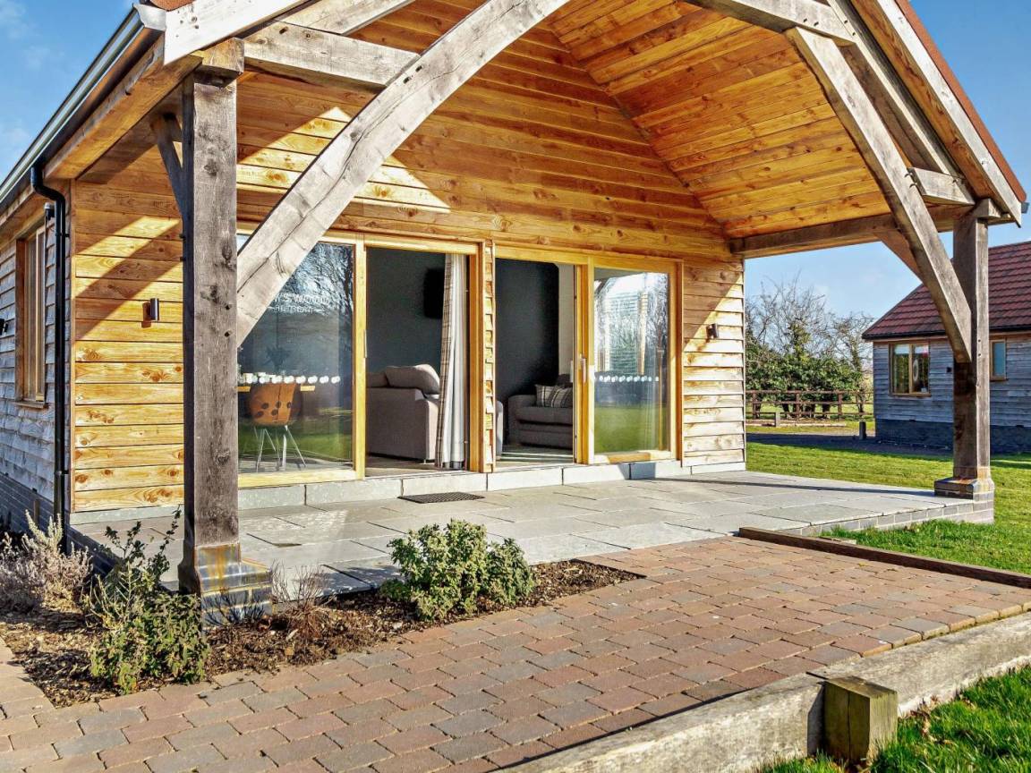 Albergue ∙ 3 Habitaciones ∙ 6 Huéspedes - Norfolk