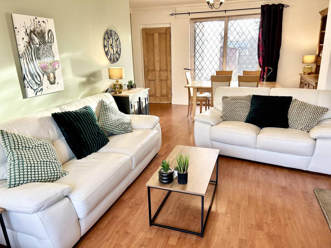 75 M² House ∙ 3 Bedrooms ∙ 6 Guests - Lumley Castle Hotel