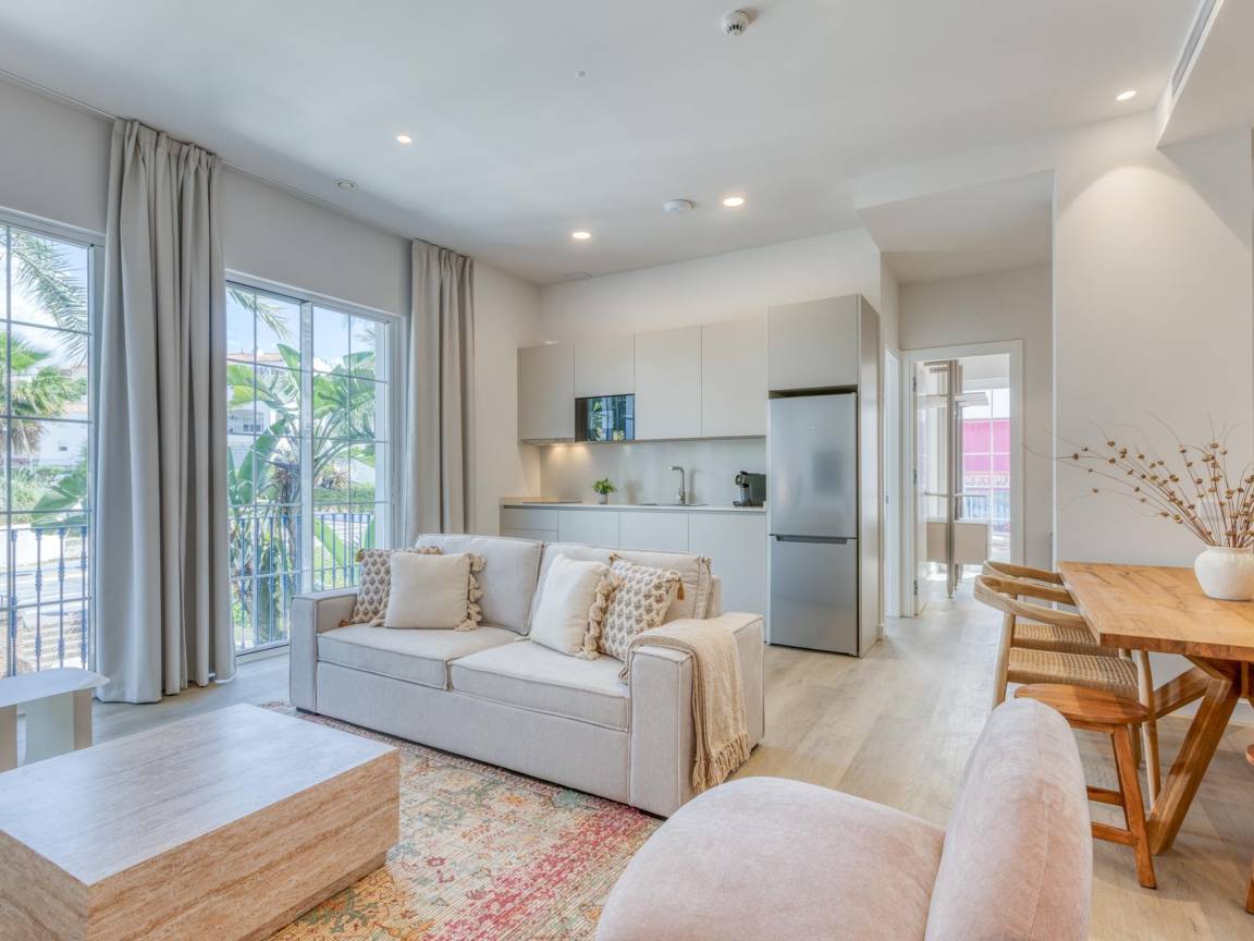 95 M² Apartment ∙ 2 Bedrooms ∙ 6 Guests - Estepona