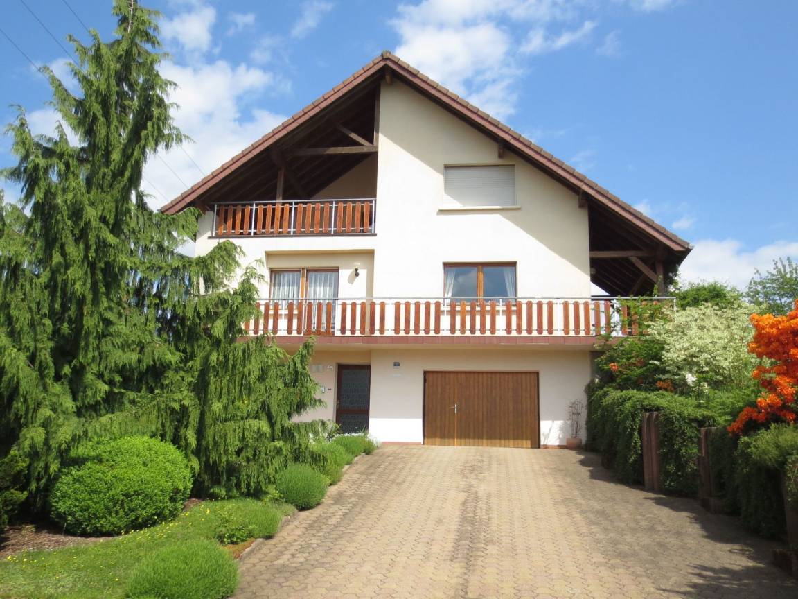 65 M² Appartement ∙ 1 Chambre ∙ 4 Personnes - Bitche