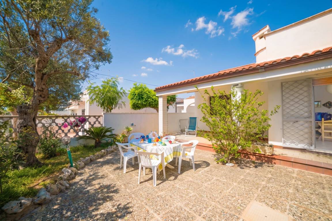 85 M² Ferienhaus ∙ 2 Schlafzimmer ∙ 6 Gäste - Torre Lapillo