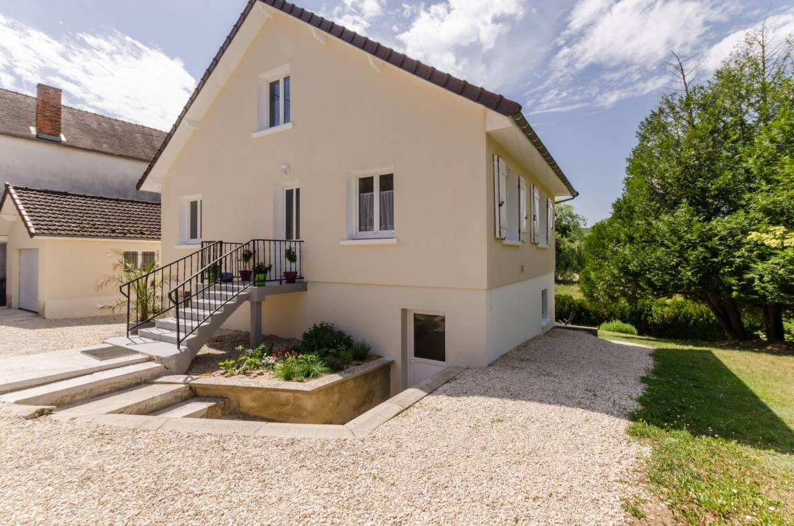 105 M² Gîte ∙ 3 Chambres ∙ 9 Personnes - Bar-sur-Seine
