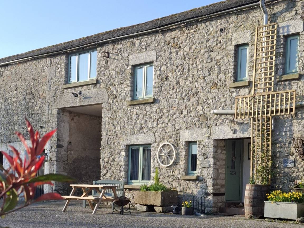 Cottage ∙ 3 Bedrooms ∙ 6 Guests - Arnside