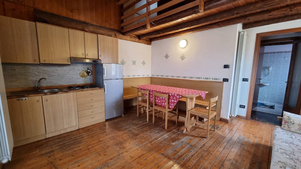 80 M² Appartamento Vacanza ∙ 2 Camere Da Letto ∙ 6 Ospiti - Castione della Presolana