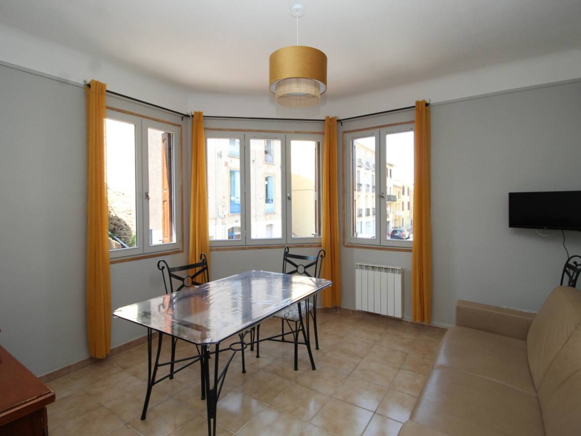 61 M² Appartement ∙ 2 Chambres ∙ 4 Personnes - Port-Vendres