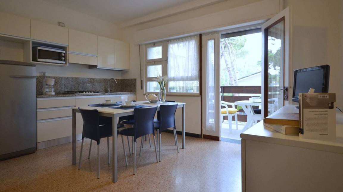 50 M² Ferienwohnung ∙ 3 Schlafzimmer ∙ 6 Gäste - Lignano Sabbiadoro