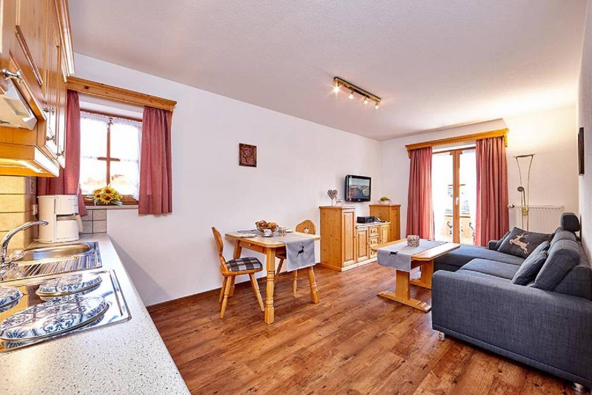 40 M² Ferienwohnung ∙ 1 Schlafzimmer ∙ 2 Gäste - Walchensee