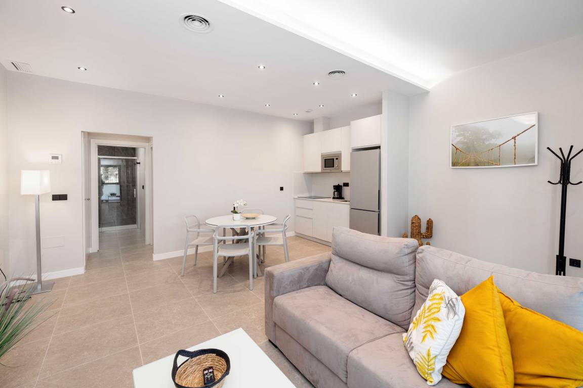 50 M² Apartamento ∙ 1 Habitación ∙ 2 Huéspedes - Torre del Mar