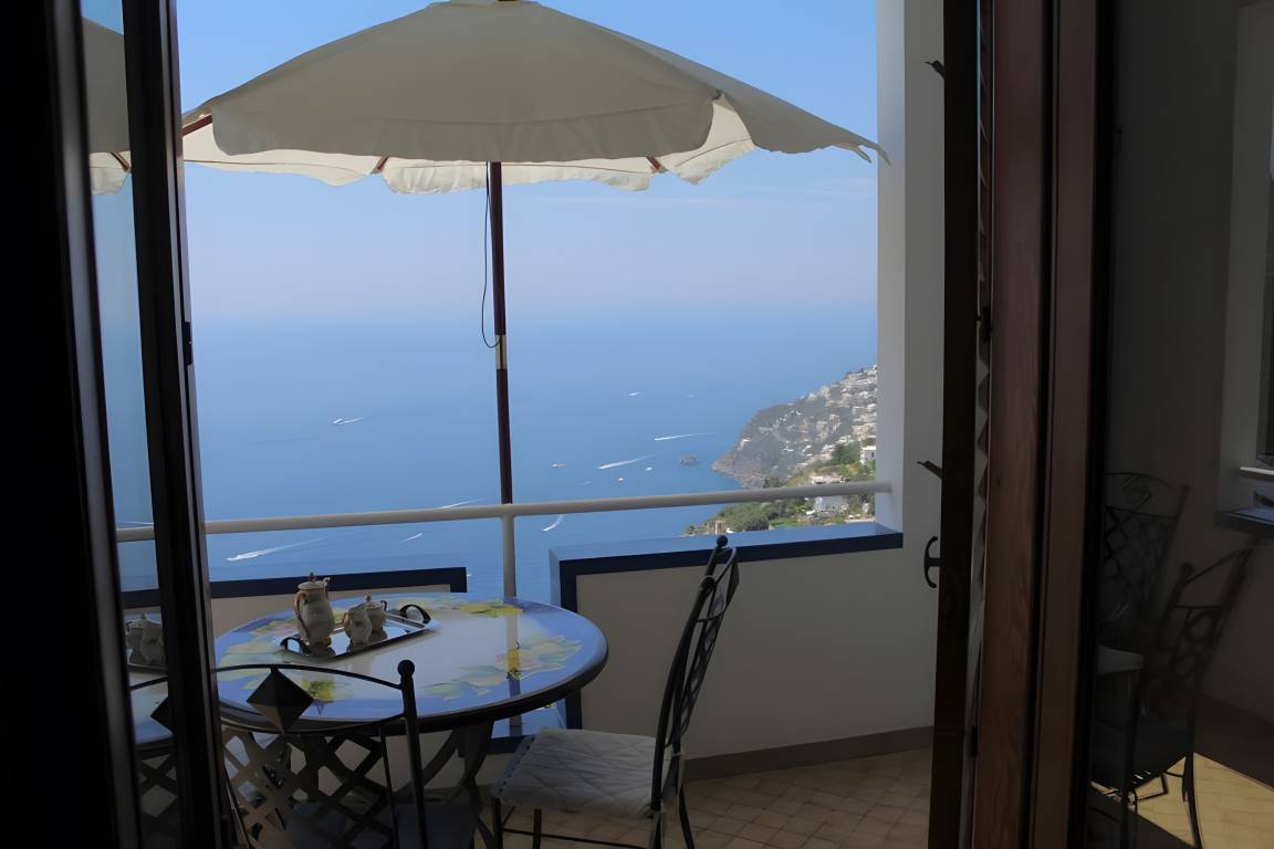100 M² Apartment ∙ 3 Bedrooms ∙ 5 Guests - Positano