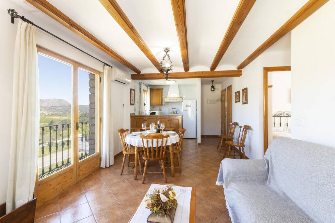 4865 M² Appartement ∙ 2 Slaapkamers ∙ 6 Gasten - Orba
