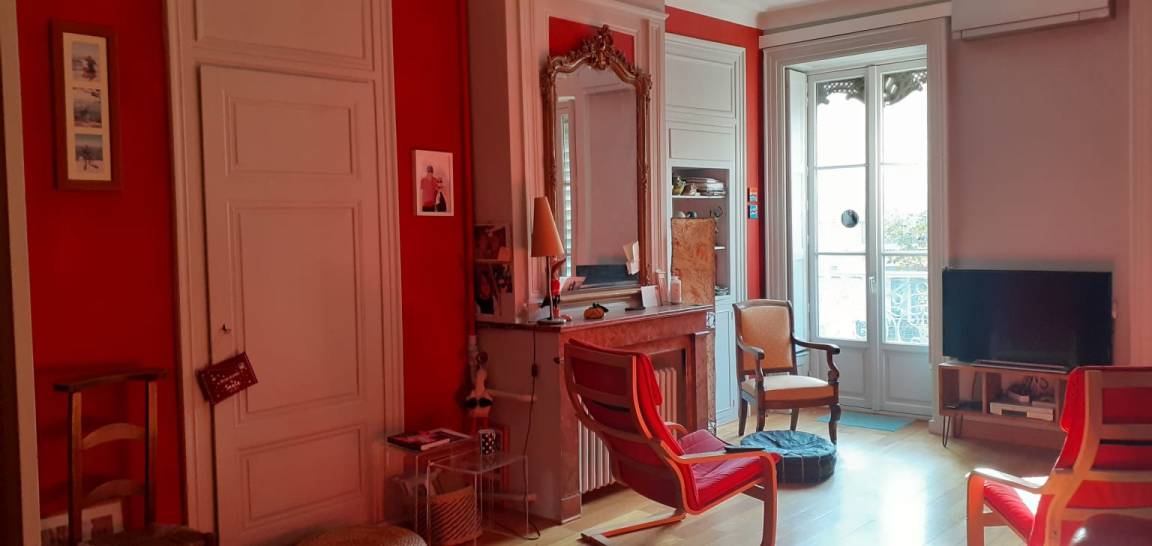 100 M² Appartement ∙ 2 Chambres ∙ 4 Personnes - Lyon