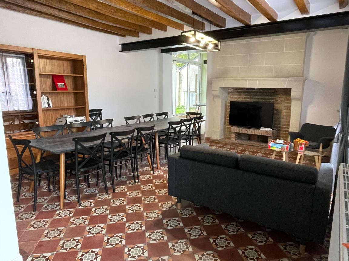 185 M² Cottage ∙ 5 Chambres ∙ 14 Personnes - Château-du-Loir