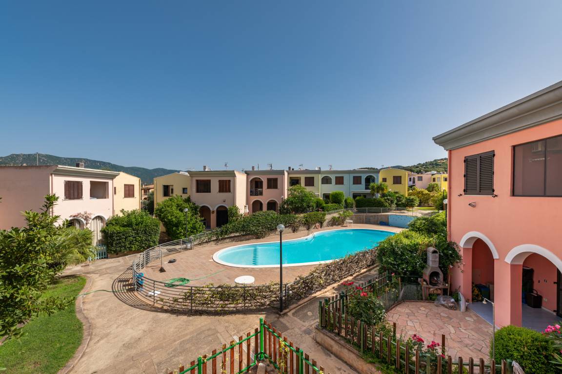 80 M² Ferienhaus ∙ 2 Schlafzimmer ∙ 4 Gäste - Villasimius