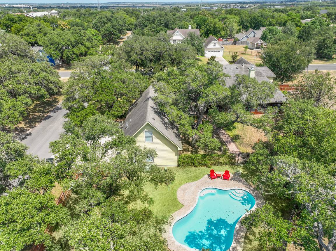 204 M² House ∙ 3 Bedrooms ∙ 6 Guests - Kyle, TX