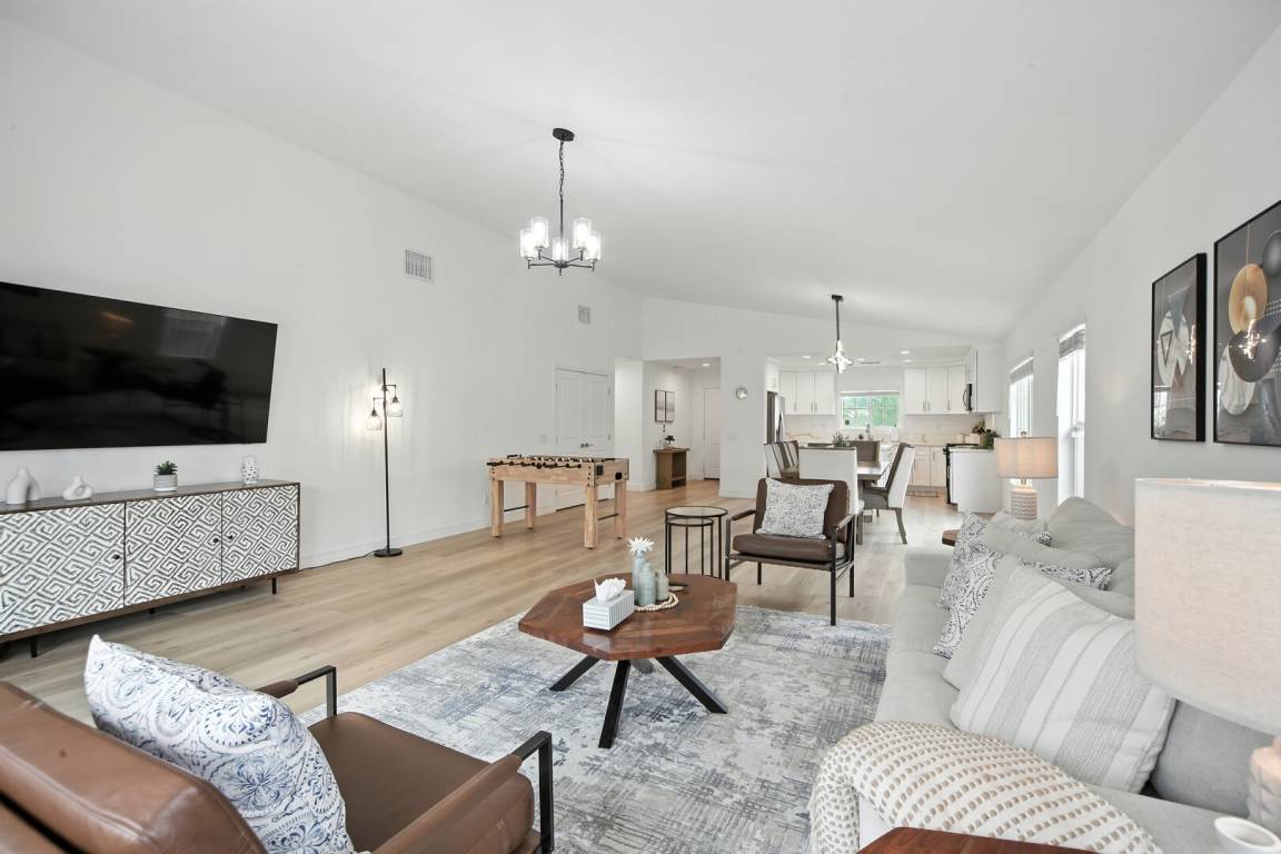 188 M² House ∙ 4 Bedrooms ∙ 8 Guests - Indio, CA