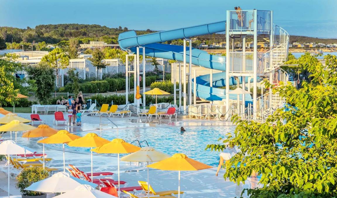 40 M² Caravan ∙ 2 Bedrooms ∙ 5 Guests - Premantura