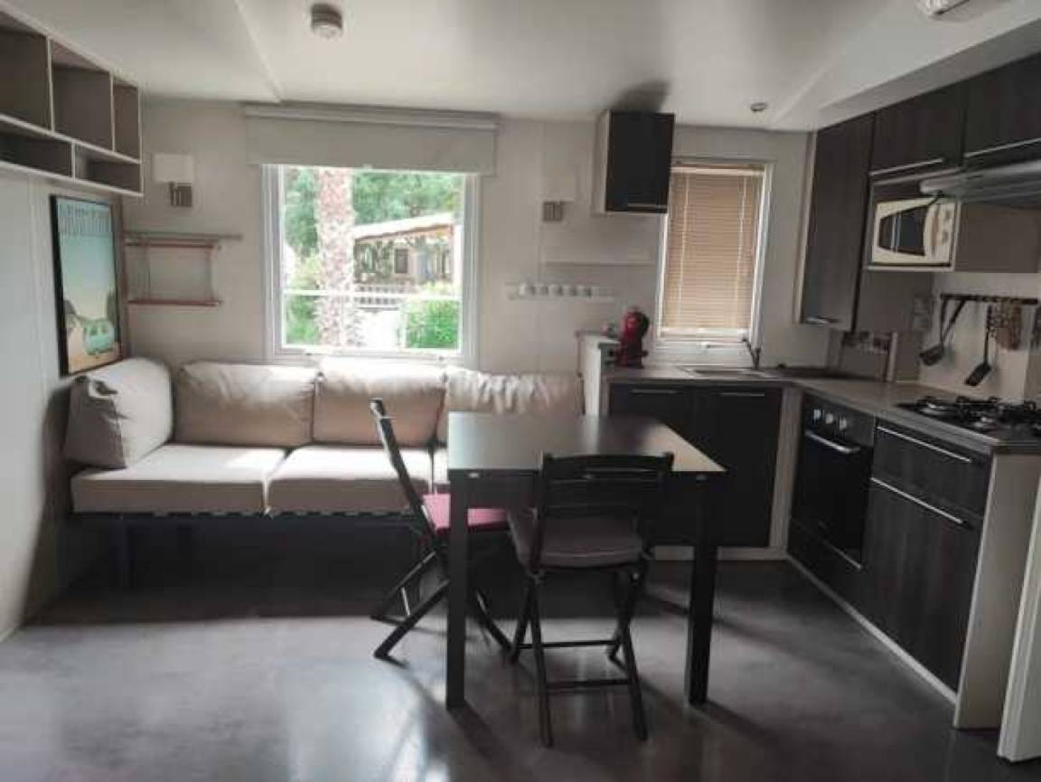 34 M² Camping ∙ 6 Personnes - Saint-Cyprien