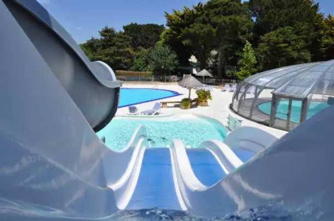 31 M² Camping ∙ 2 Chambres ∙ 4 Personnes - Trégunc