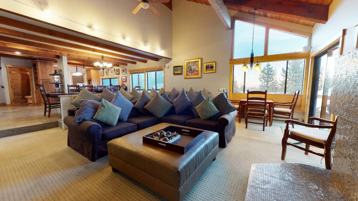 265 M² Condo ∙ 5 Bedrooms ∙ 14 Guests - Mammoth Lakes, CA