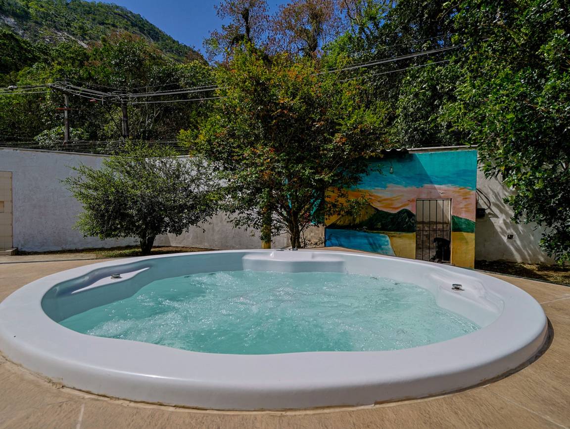 120 M² Casa ∙ 2 Quartos ∙ 6 Hóspedes - Niterói