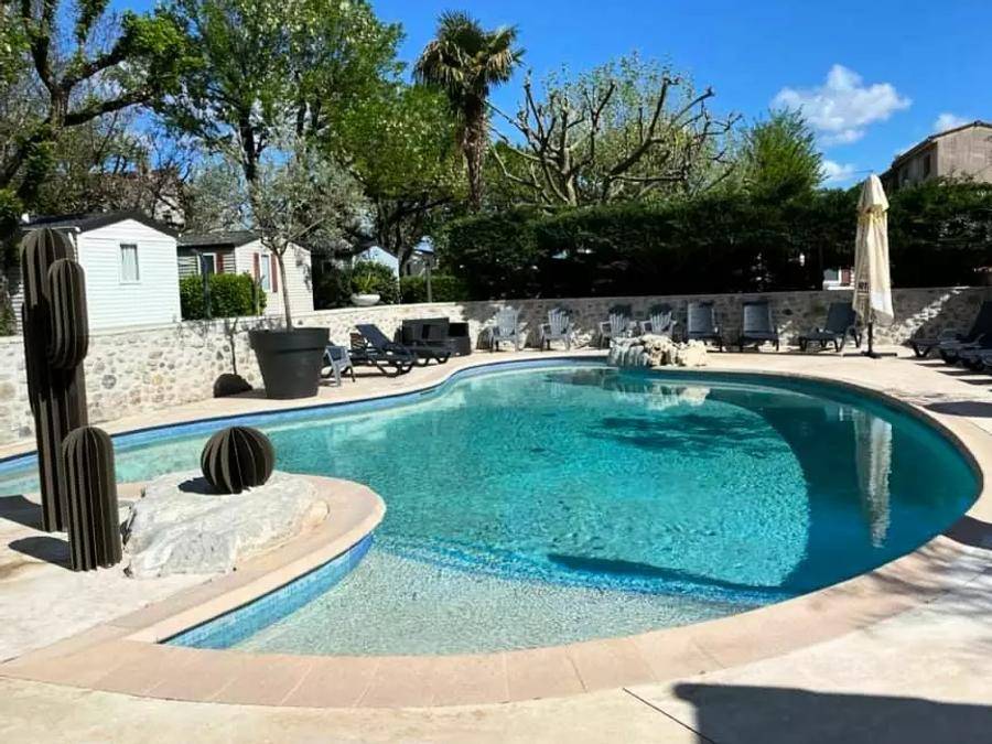 30 M² Caravan ∙ 2 Bedrooms ∙ 4 Guests - Vallon-Pont-d'Arc