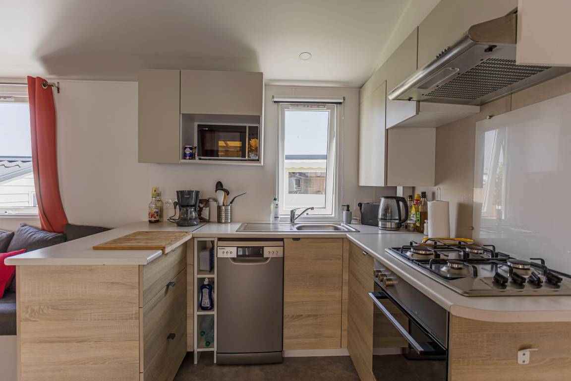 40 M² Mobilheim ∙ 3 Schlafzimmer ∙ 6 Gäste - Ambon