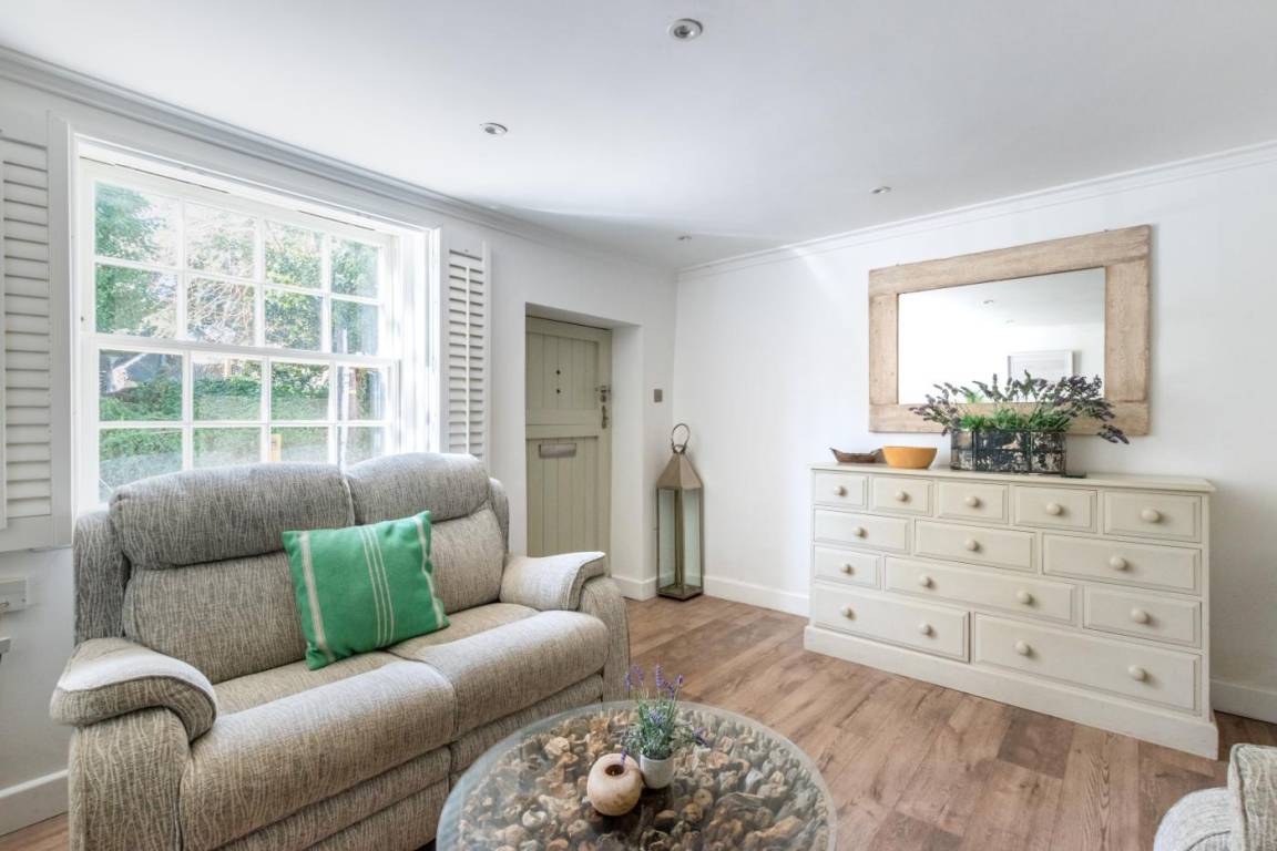 Cottage ∙ 2 Bedrooms ∙ 2 Guests - Holkham