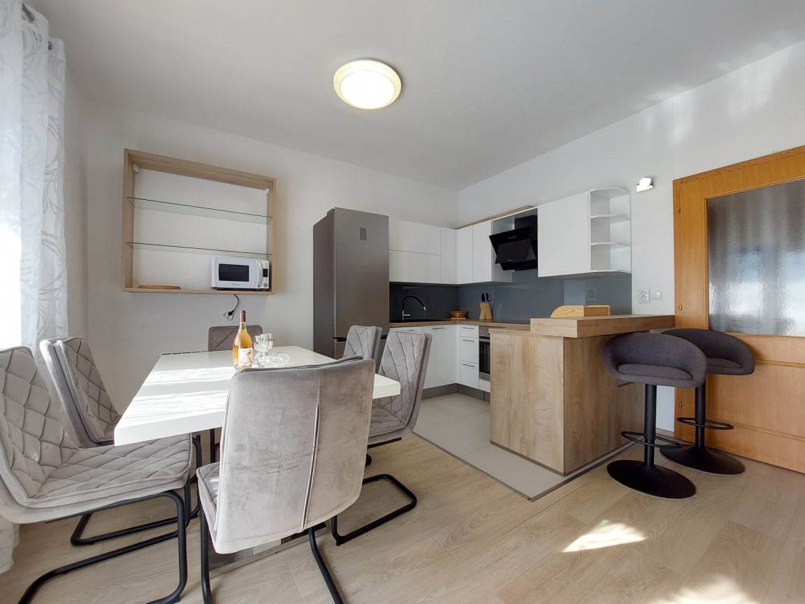 130 M² Ferienhaus ∙ 5 Schlafzimmer ∙ 10 Gäste - Crikvenica