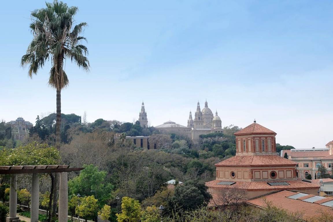 80 M² Apartament ∙ 2 Sypialnie ∙ 6 Gości - Barcelona