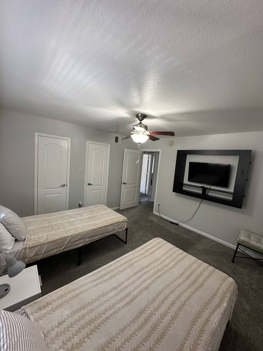 112 M² Condo ∙ 2 Bedrooms ∙ 5 Guests - Las Vegas, NV