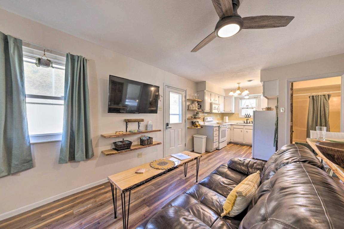 70 M² House ∙ 2 Bedrooms ∙ 6 Guests - Innsbrook, MO