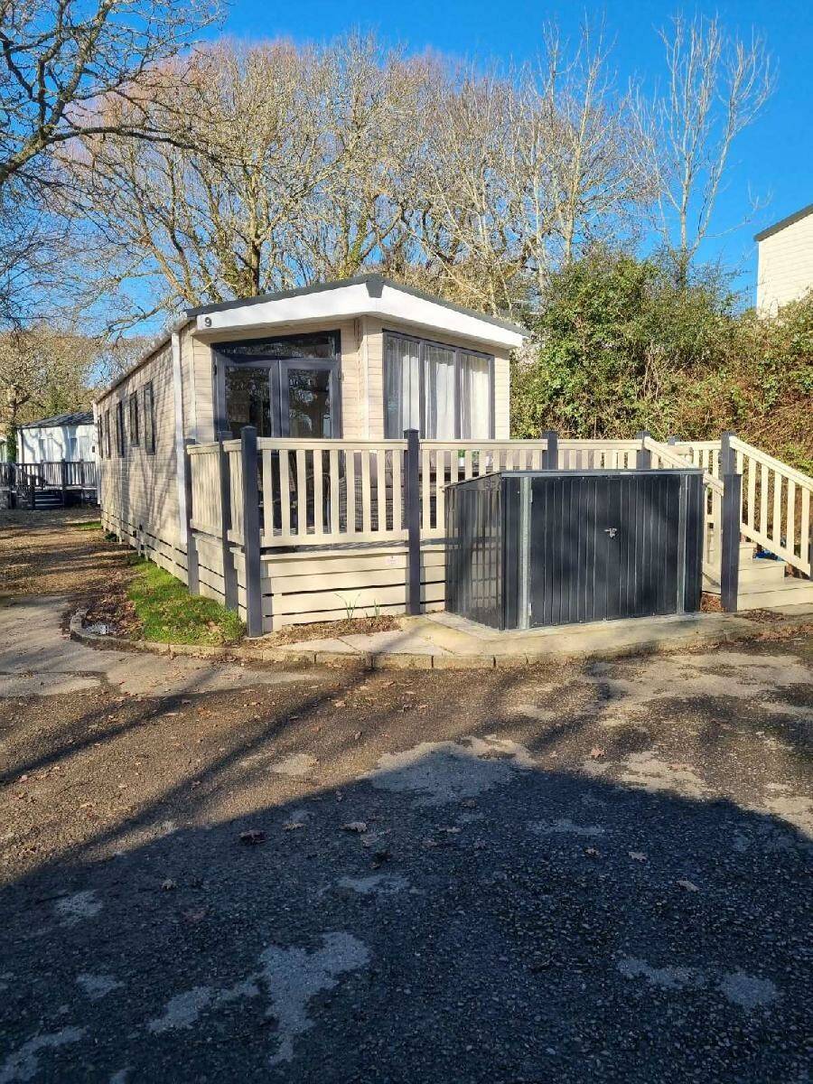 Landhaus ∙ 3 Schlafzimmer ∙ 6 Gäste - Barton on Sea