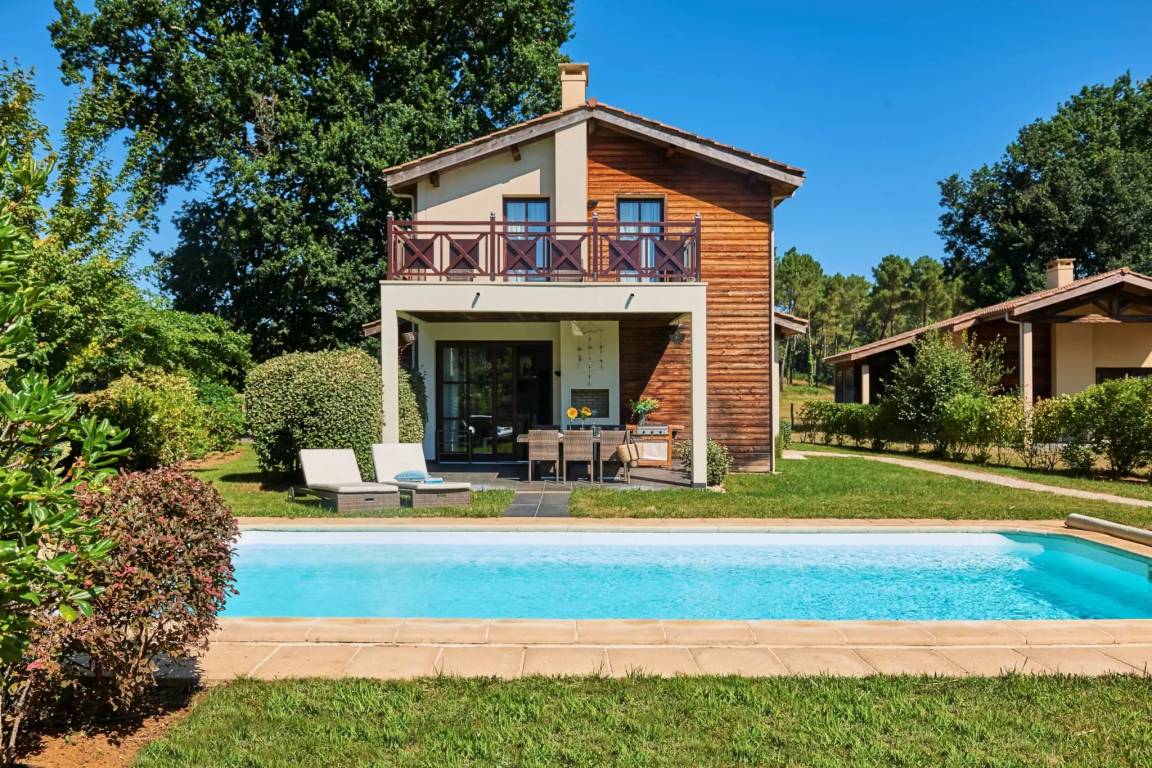 120 M² House ∙ 3 Bedrooms ∙ 6 Guests - Mios