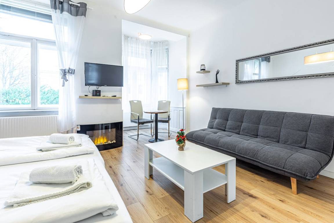 105 M² Maison De Vacances ∙ 2 Chambres ∙ 6 Personnes - Vienne