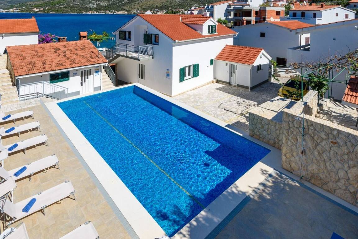 Apartment ∙ 2 Bedrooms ∙ 4 Guests - Primošten