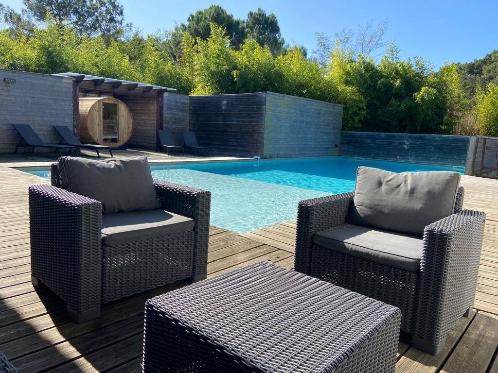 600 M² Villa ∙ 13 Chambres ∙ 25 Personnes - Soustons