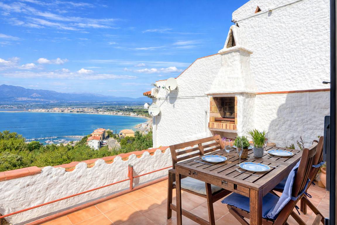 87 M² Maison De Vacances ∙ 3 Chambres ∙ 5 Personnes - Cadaqués