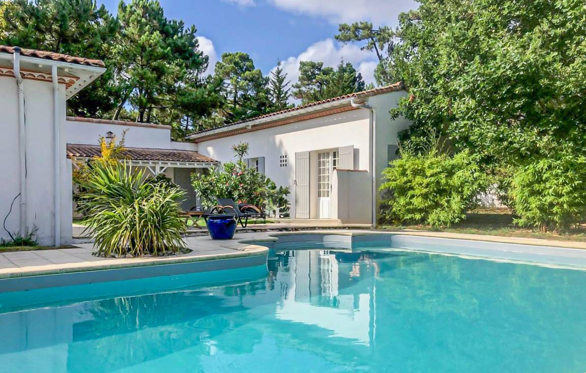 200 M² Ferienhaus ∙ 4 Schlafzimmer ∙ 8 Gäste - La Palmyre