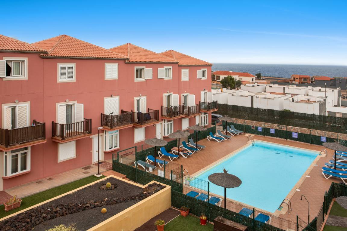60 M² House ∙ 2 Bedrooms ∙ 5 Guests - Antigua
