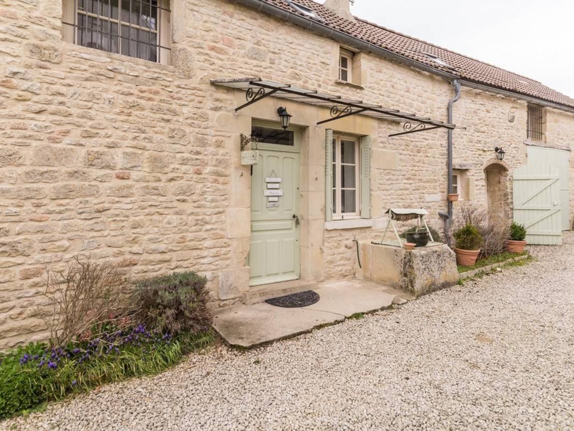 155 M² Cottage ∙ 3 Chambres ∙ 5 Personnes - Tonnerre