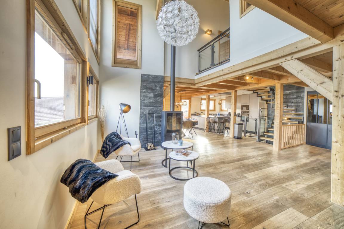 270 M² Chalet ∙ 4 Bedrooms ∙ 8 Guests - Cordon
