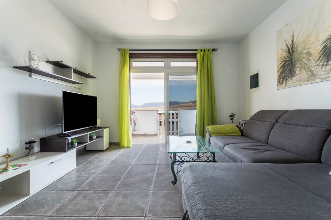 65 M² House ∙ 2 Bedrooms ∙ 6 Guests - Lanzarote