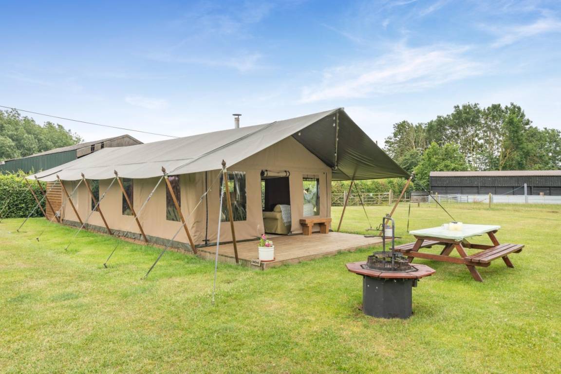 Cottage ∙ 3 Bedrooms ∙ 6 Guests - Beccles