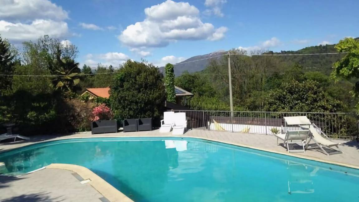 180 M² House ∙ 3 Bedrooms ∙ 6 Guests - Luino