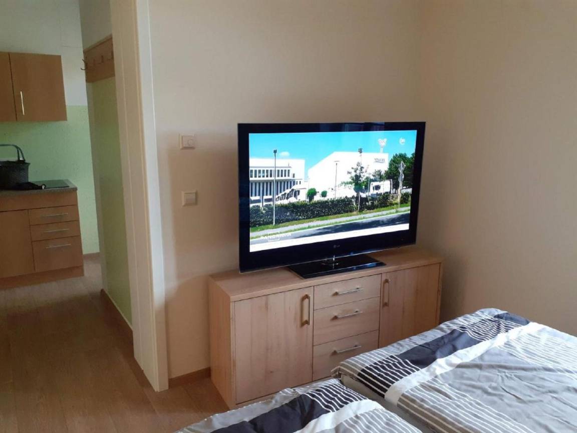 24 M² Ferienwohnung ∙ 1 Schlafzimmer ∙ 2 Gäste - Niesky