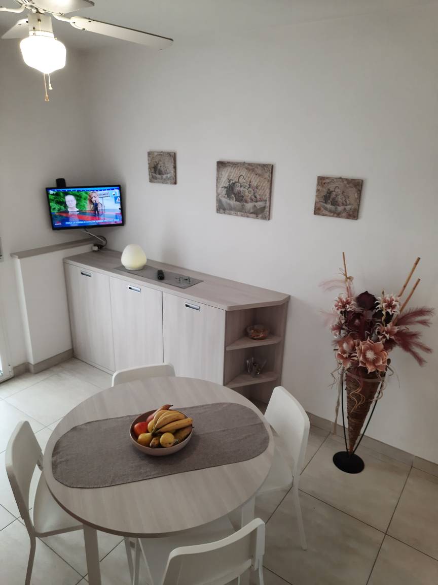 80 M² Appartement ∙ 2 Chambres ∙ 4 Personnes - Riccione