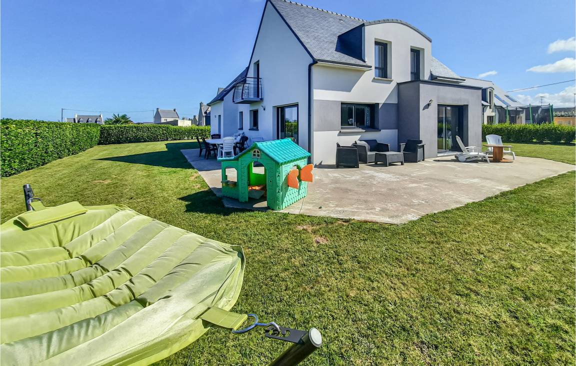 140 M² House ∙ 4 Bedrooms ∙ 8 Guests - Plouguerneau